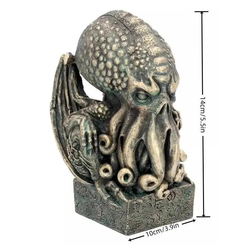 Cthulhu Statue – Dragon's Cove